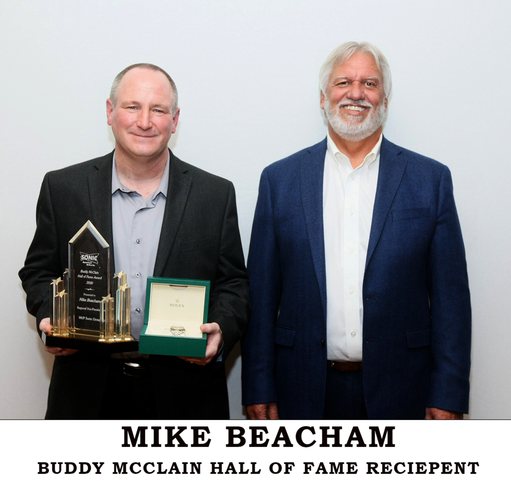 Mike Beacham receives The Buddy McClain Hall of Fame Award – McClain Sonics